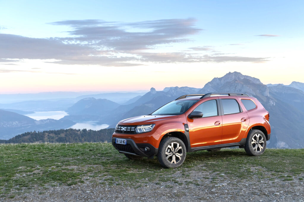 Dacia Duster 4x4 : le seul, l’unique – Maxi Flash - Haguenau - Journal ...